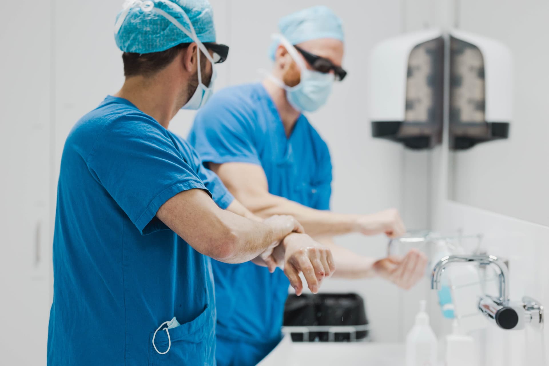 Bråckoperation - Ljumskbråck, navelbråck m.m - Kirurgicentrum ...